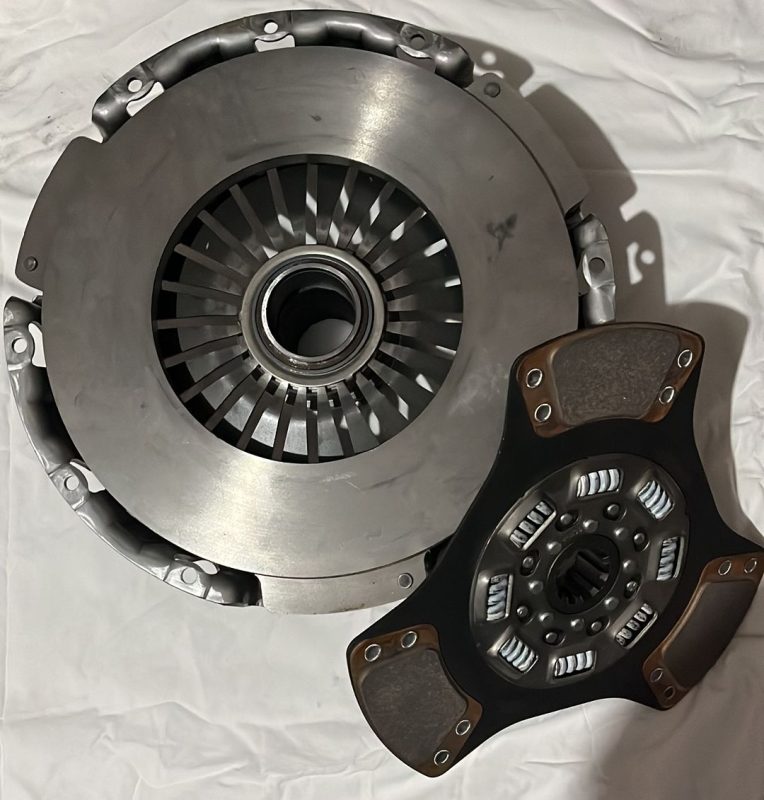 Embrague NMU006-093-2 IATCO Freightliner M2 MBE904 - Sigme México